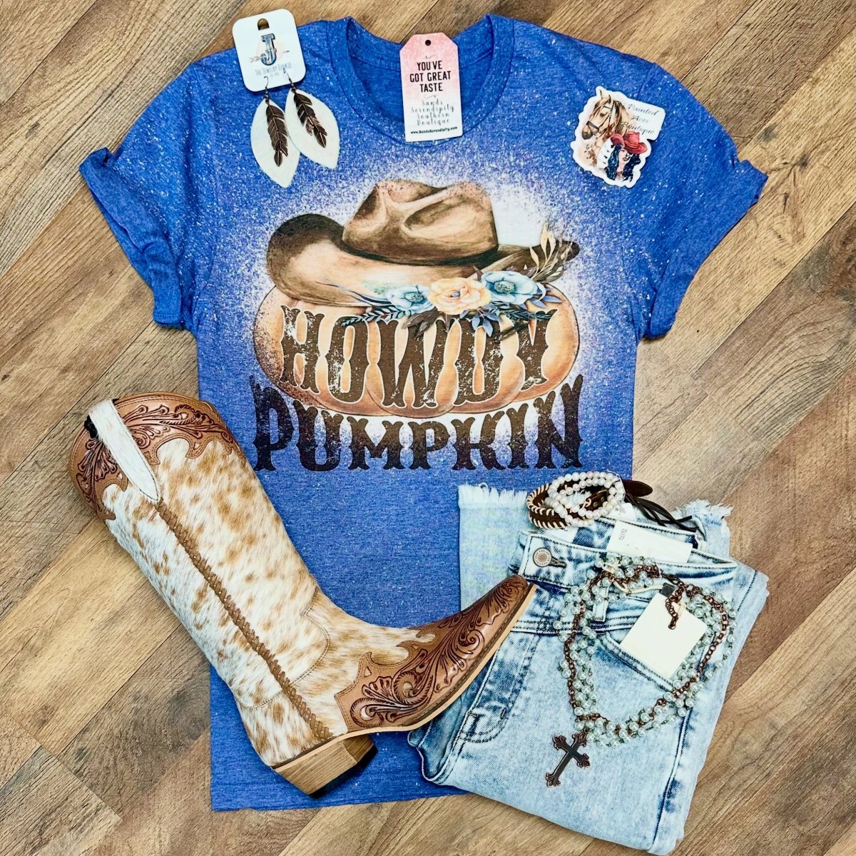 Howdy Pumpkin | Fall Vibes Graphic T-Shirt – Painted Aces Boutique
